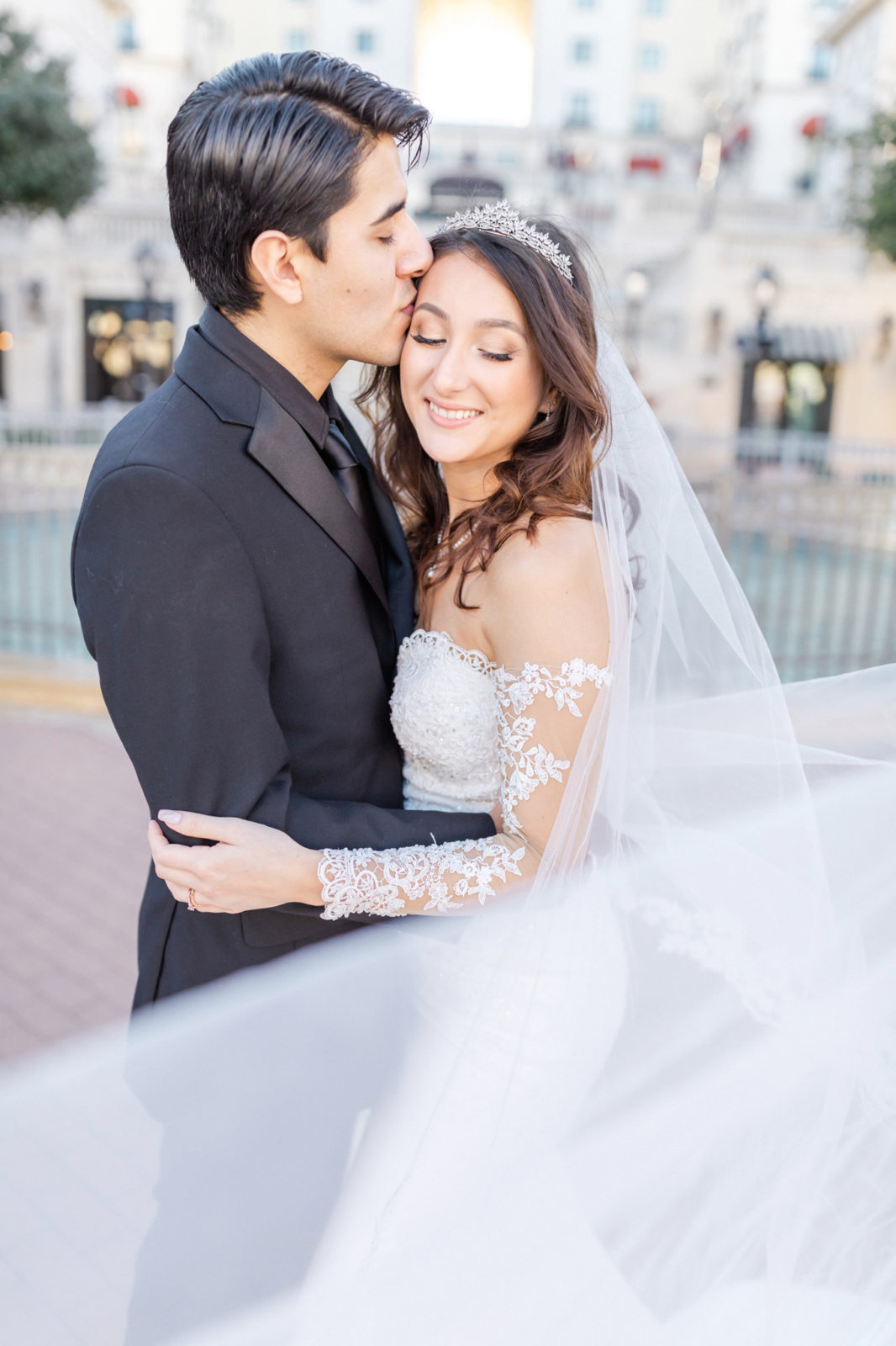 Dominique + Xavier | Bride and Groom Session at Eilan Hotel | Dominion ...