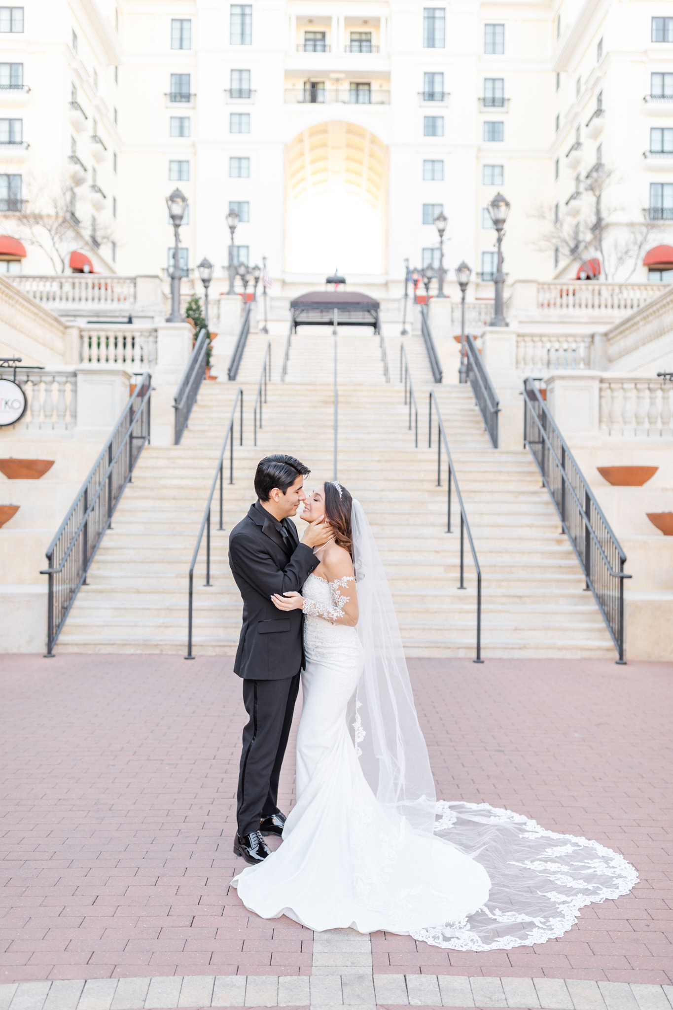 Dominique + Xavier | Bride and Groom Session at Eilan Hotel | Dominion ...