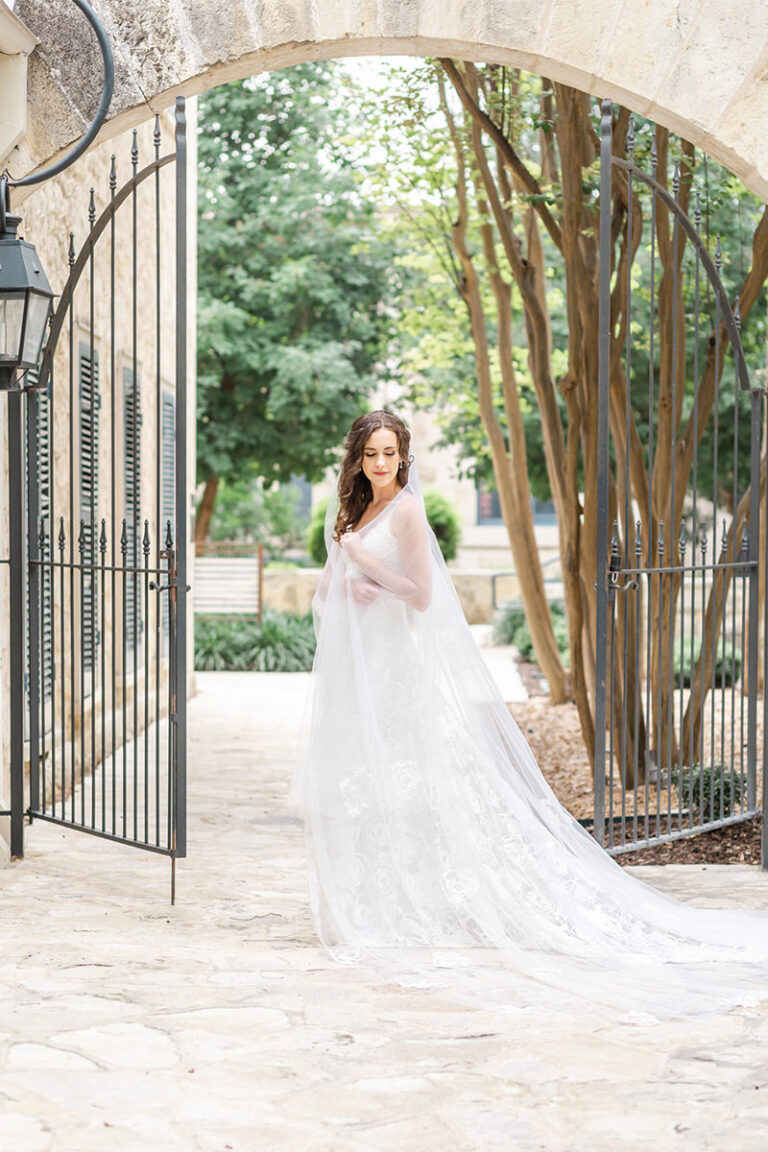 Mikayla | A Spring Bridal Session at Southwest School of Art in ...